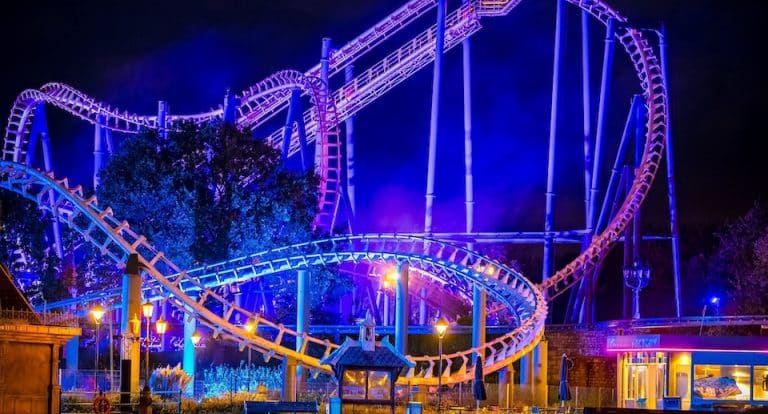 Heide Park: Mit „Late Rides“ Achterbahnen im Dunkeln erleben